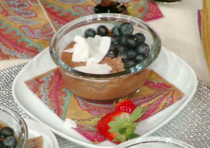 Dr. Daryl Gioffre’s Chocolate Chia Pudding | Live with Kelly and Mark